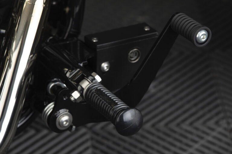 Softail Thunder250 detail - THUNDER MOTORCYCLES