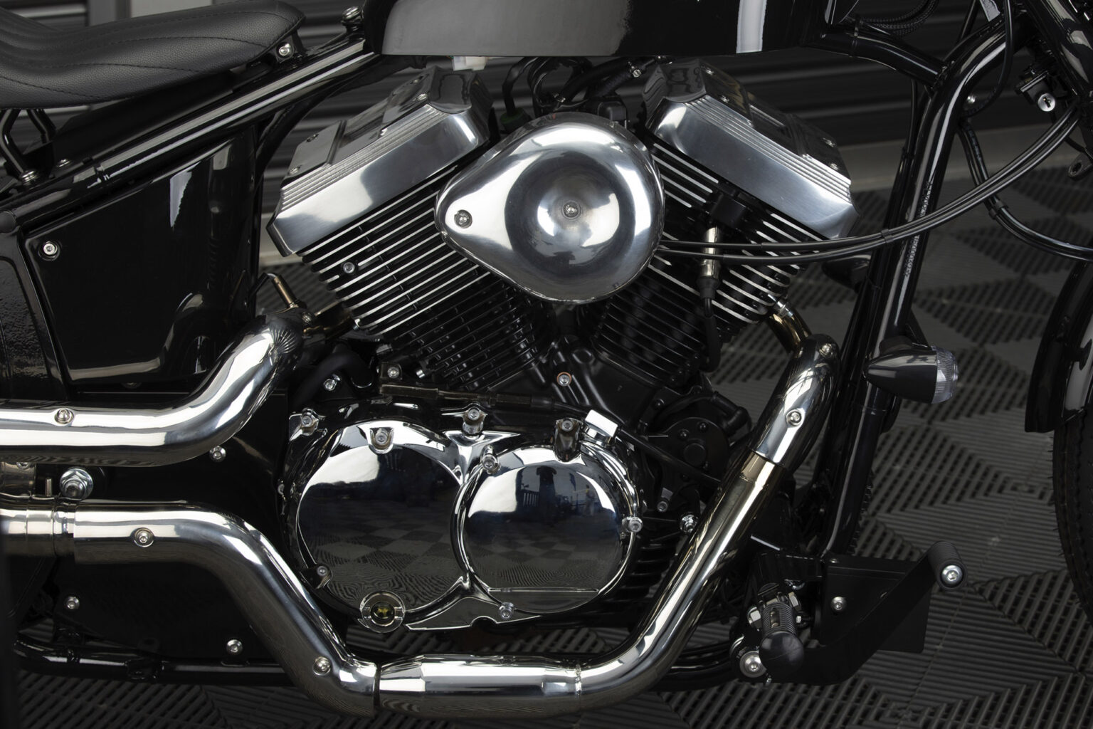 Softail Thunder250 detail - THUNDER MOTORCYCLES